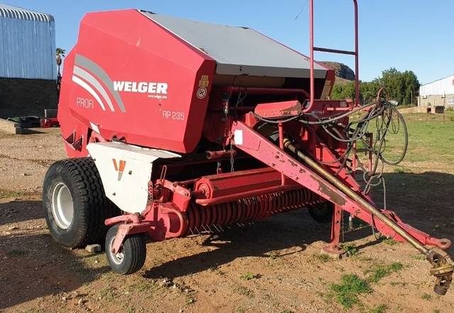 Welger RP235 Round Baler | Balers | Catalogue | Rudi Nel Agricultural ...