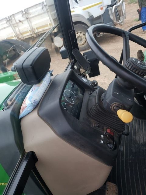 John Deere 5090E cab tractor | Tractors | Catalogue | Rudi Nel ...