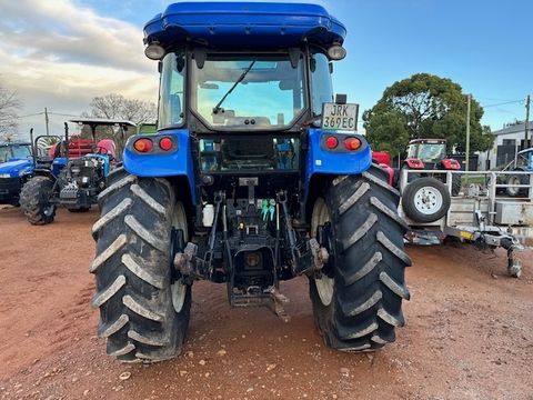 2020 New Holland TD5-110 DT Cab tractor with loader | Tractors ...